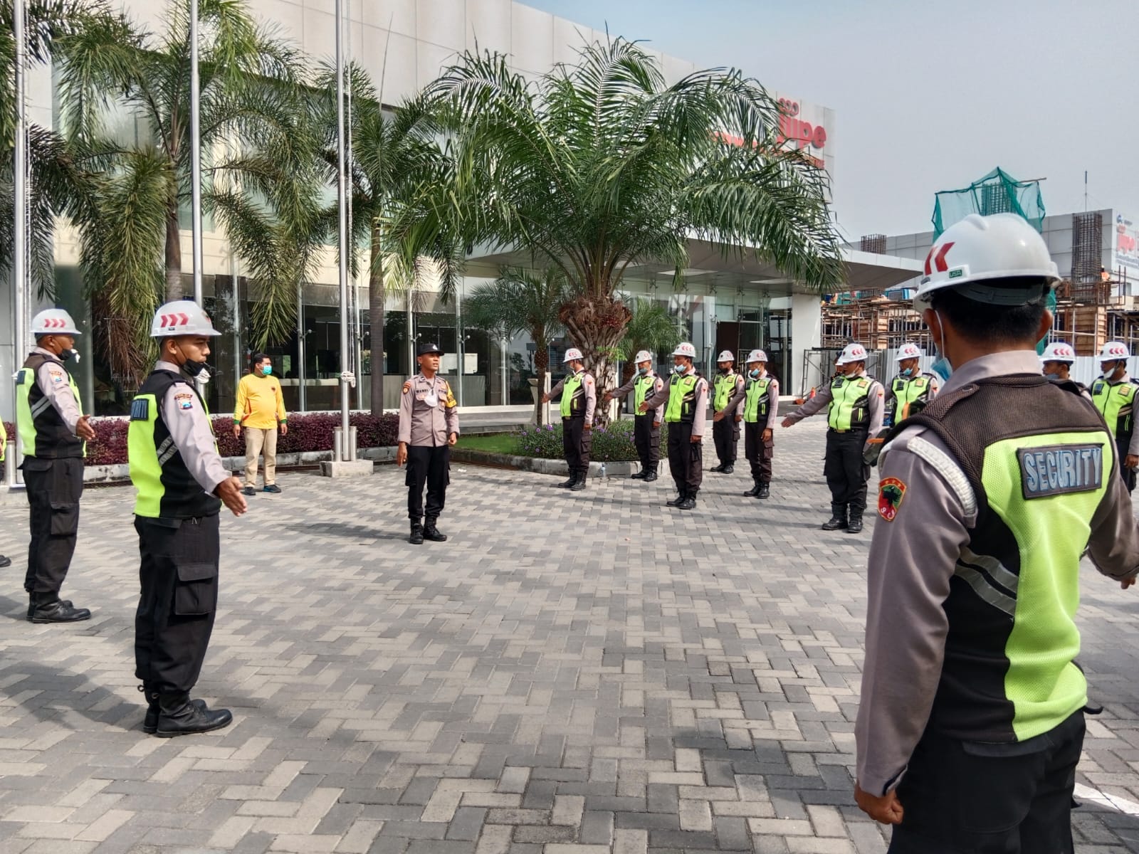 Penyegaran Anggota Security di JIIPE - Sentinel Cakra Buana