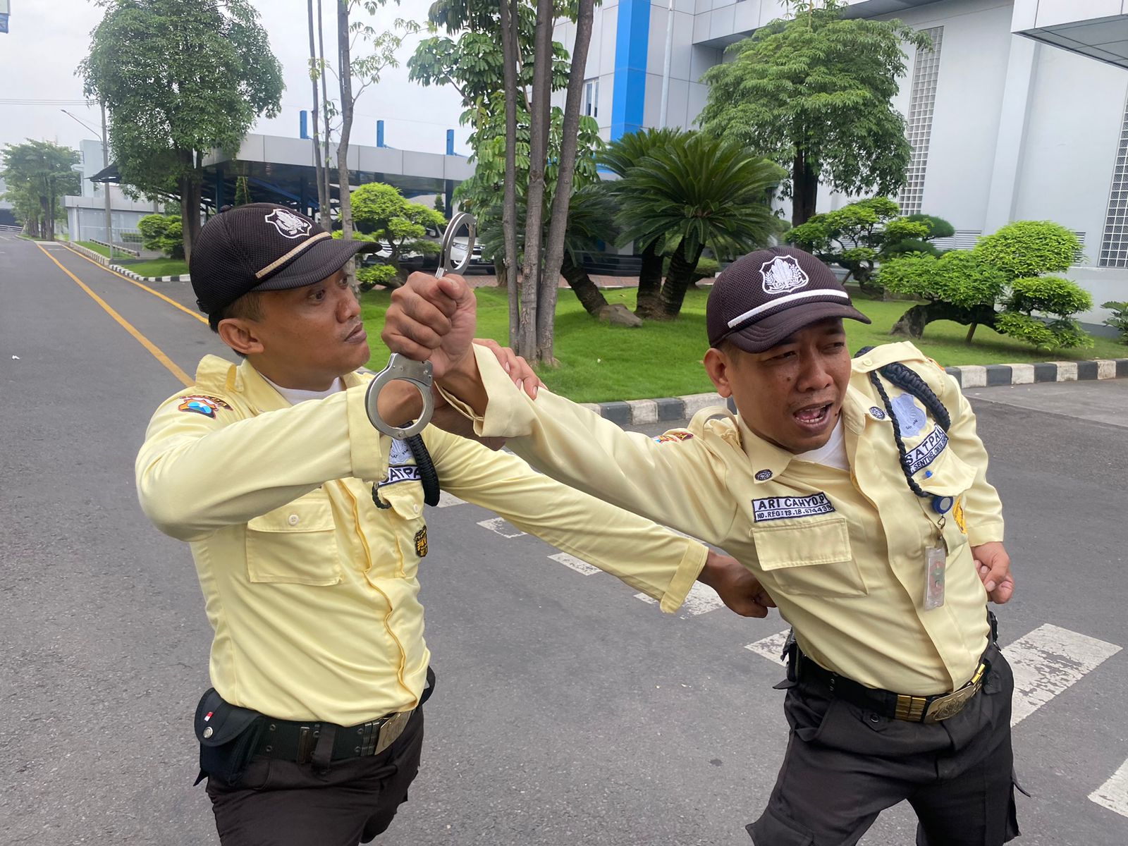 Drill Borgol PT Interbat Pharmaceutical - Sentinel Cakra Buana